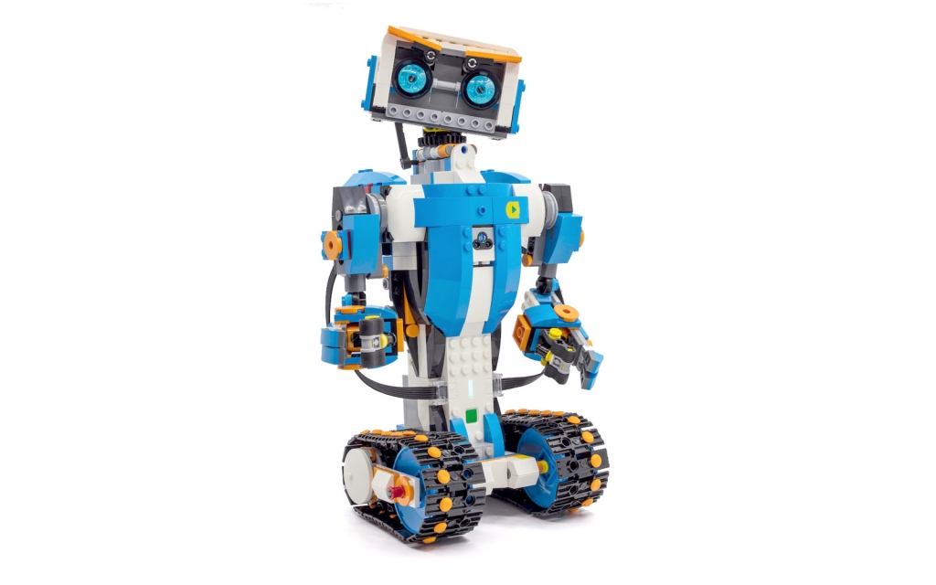 LEGO-Boost-vernie - Mark Champkins